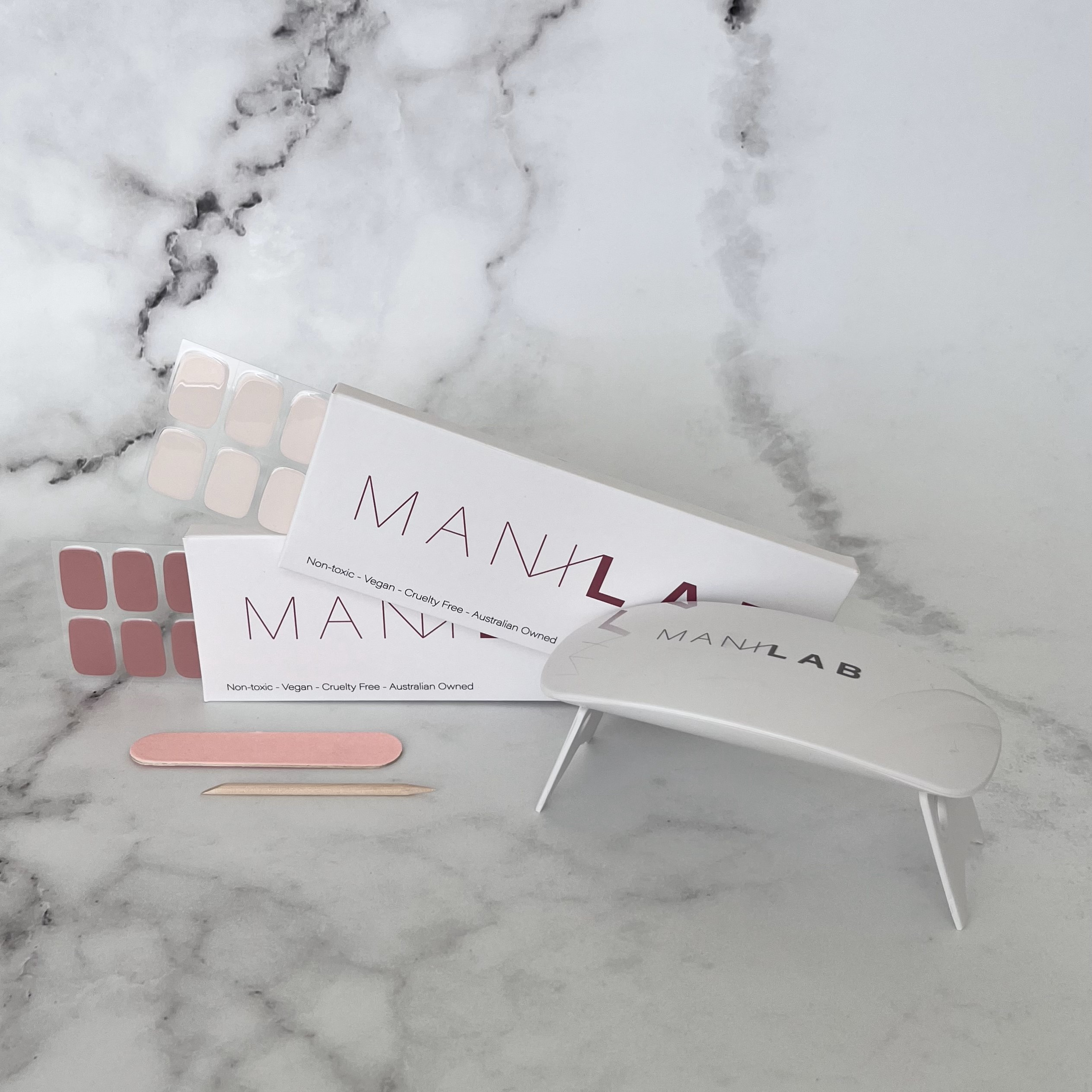 Mani Kit - Get started with our Mani lamp and x2 nail wraps